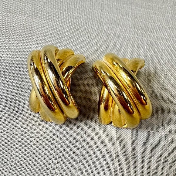 Jewelry | Vintage Puffy Tubular X Shaped Gold Tone Clip On Earrings ...